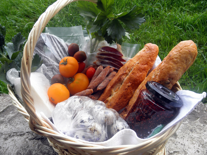 Cosul cu produse naturale de la Ferma Club 5*